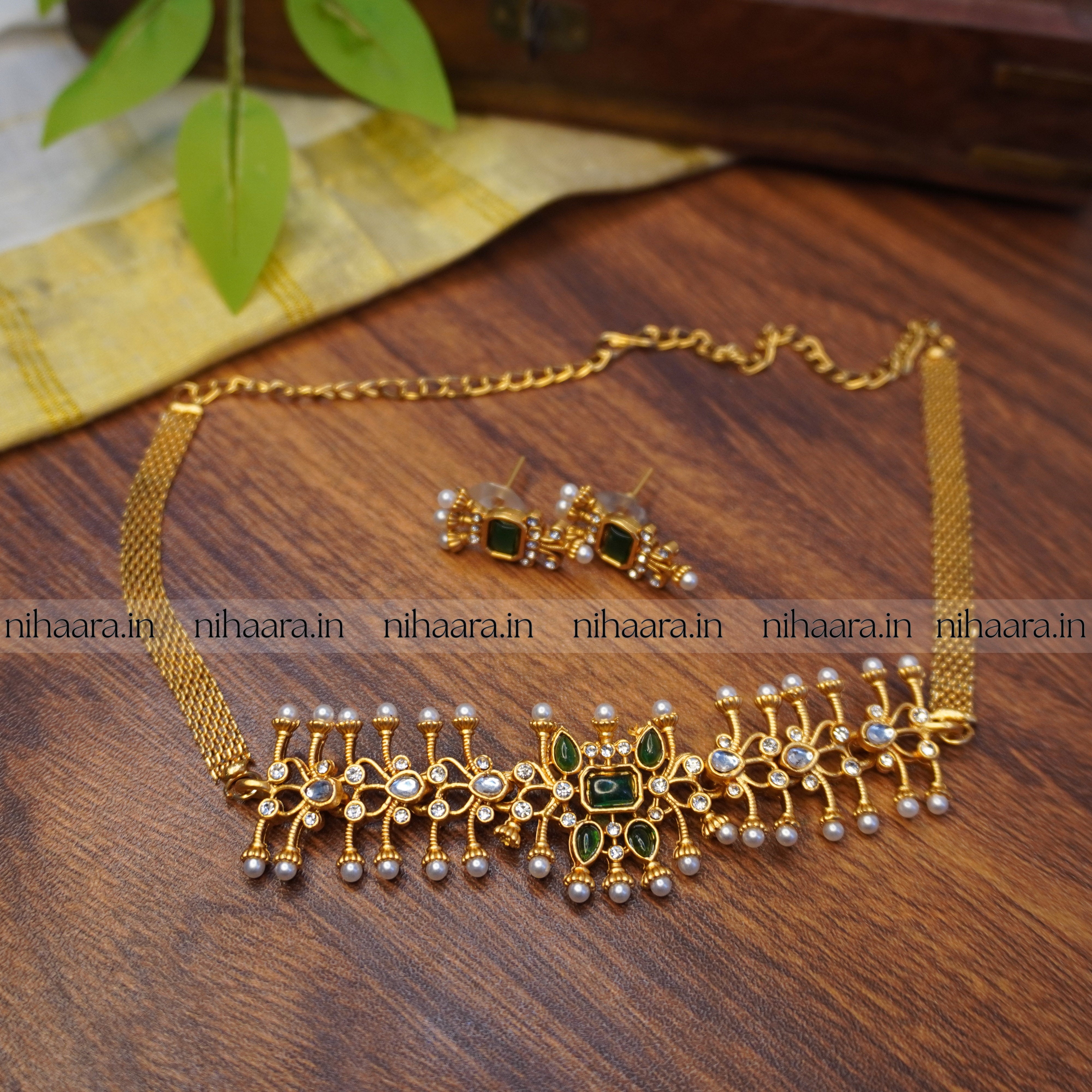 Taruni Golden Choker Set - Green NA738 – nihaara